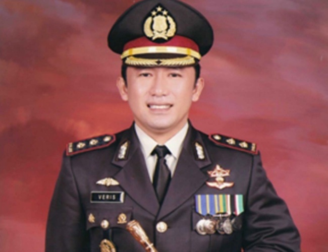 Profil Brigjen Pol Veris Septiansyah, Alumni Akpol 1994, Karobankum ...